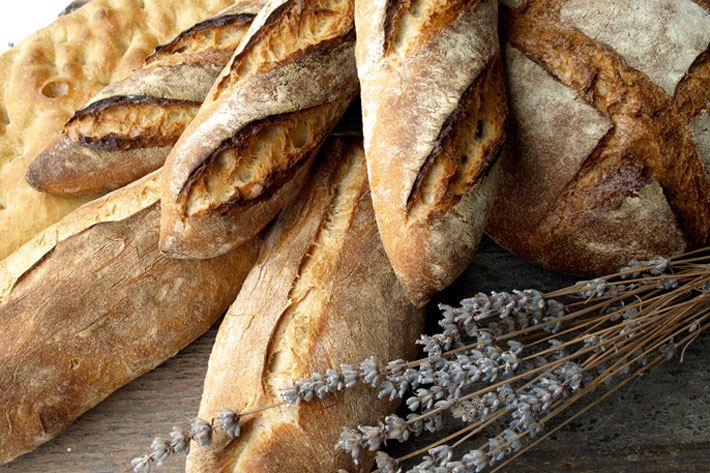 Pan de masa madre hecho en casa, con fermentolisis y leudado en frío