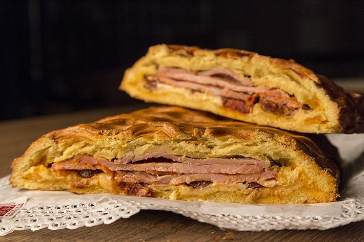 EL HORNAZO DELICATESEN DE VICTOR HERNÁNDEZ Y LA TAHONA DE SALAMANCA